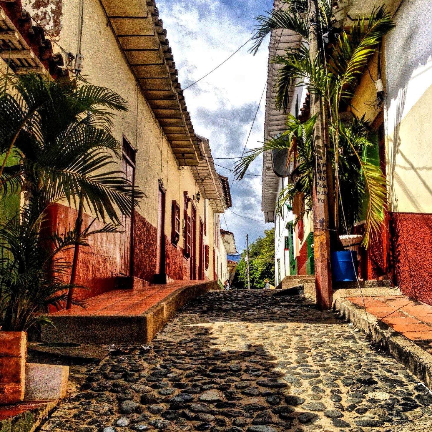 Santa Fe de Antioquia – A Picturesque Colonial Town | Travelastronaut